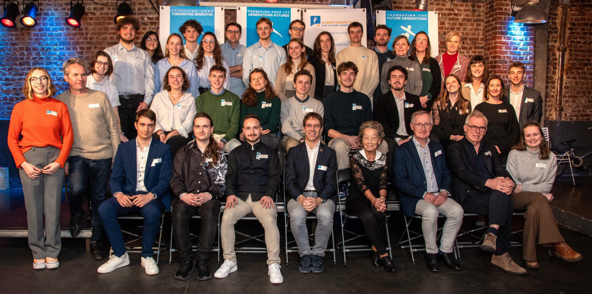 Stichting voor Toekomstige Generaties bekroont student-ondernemers - Ecotips